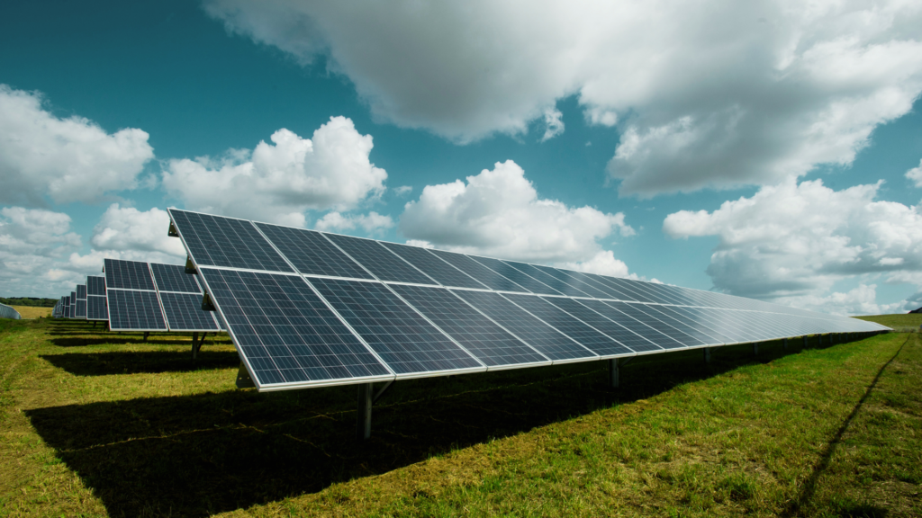 A Comprehensive Guide to Solar Panel Financing for Homeowners in 2024